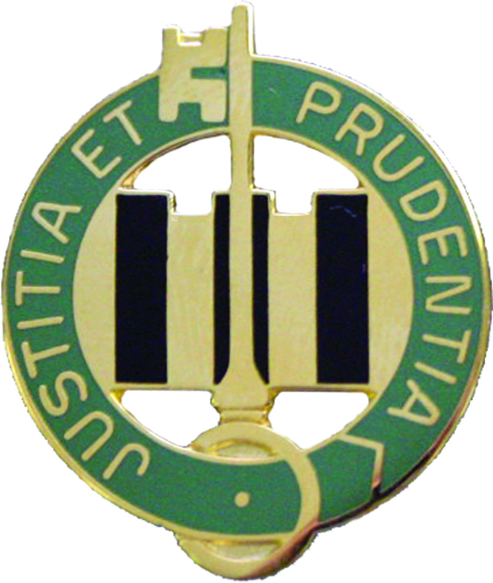340th Military Police Battalion Unit Crest (Justitia Et Prudentia)